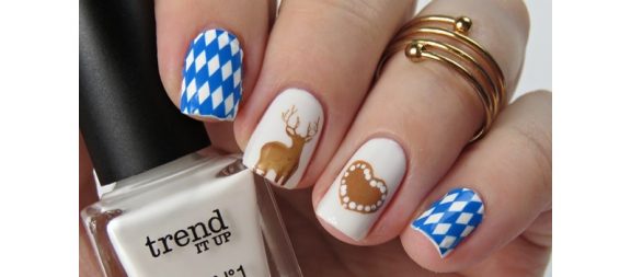 Bavarian Style Nail Art: Oktoberfest Nageldesign